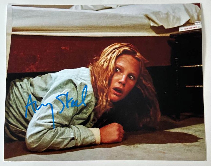Amy Steel original autograph on 8x10 Friday the 13th photo | We Love ...